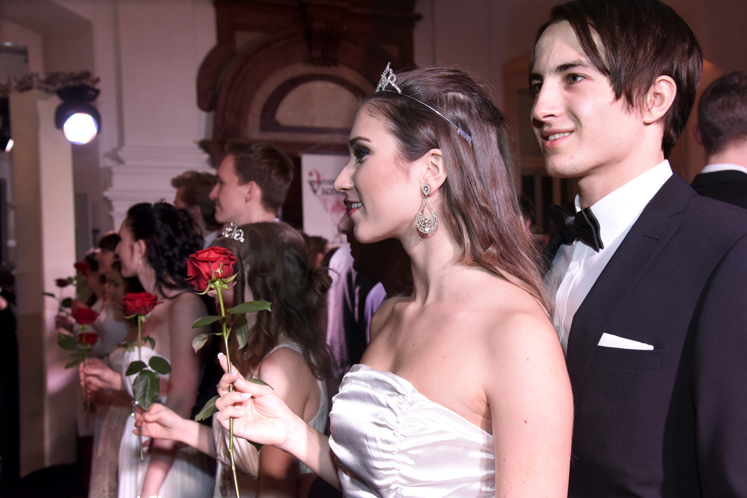 Noisy Party with 60 Debutants - Universität Salzburg