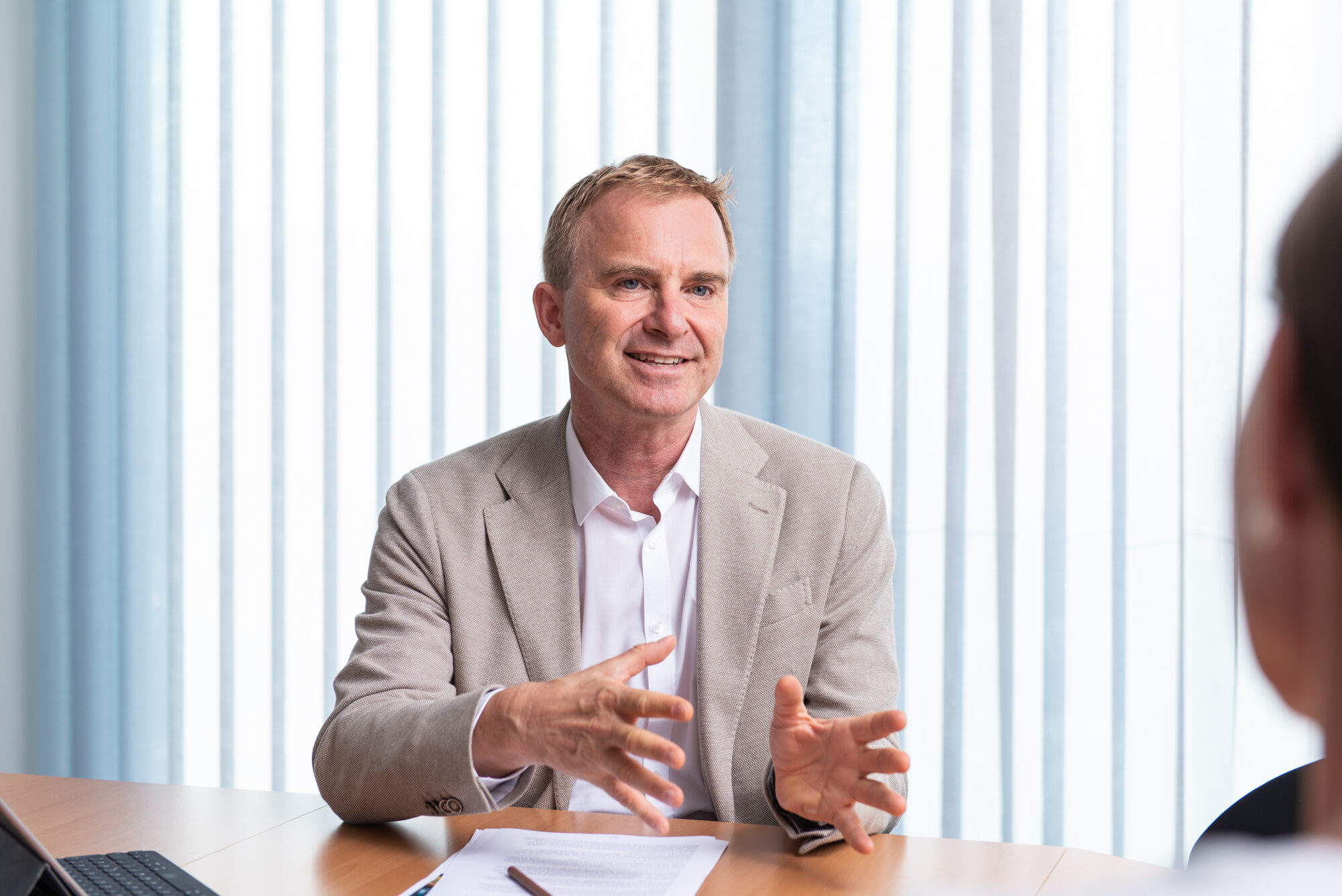 Fair&Creative – Wie kommt E-Mobilität ins Laufen? - Universität Salzburg