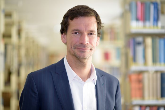 MEDIENEXPERTE DER PLUS BESTÄTIGT NS-BEZUG EINES EHEMALIGEN ARD-PROGRAMMDIREKTORS - Universität ...