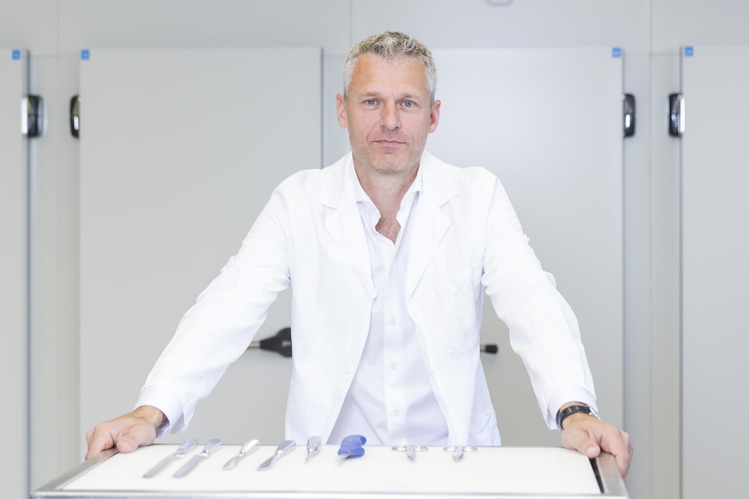 Gerichtsmediziner der PLUS in ORF Beitrag - Universität Salzburg